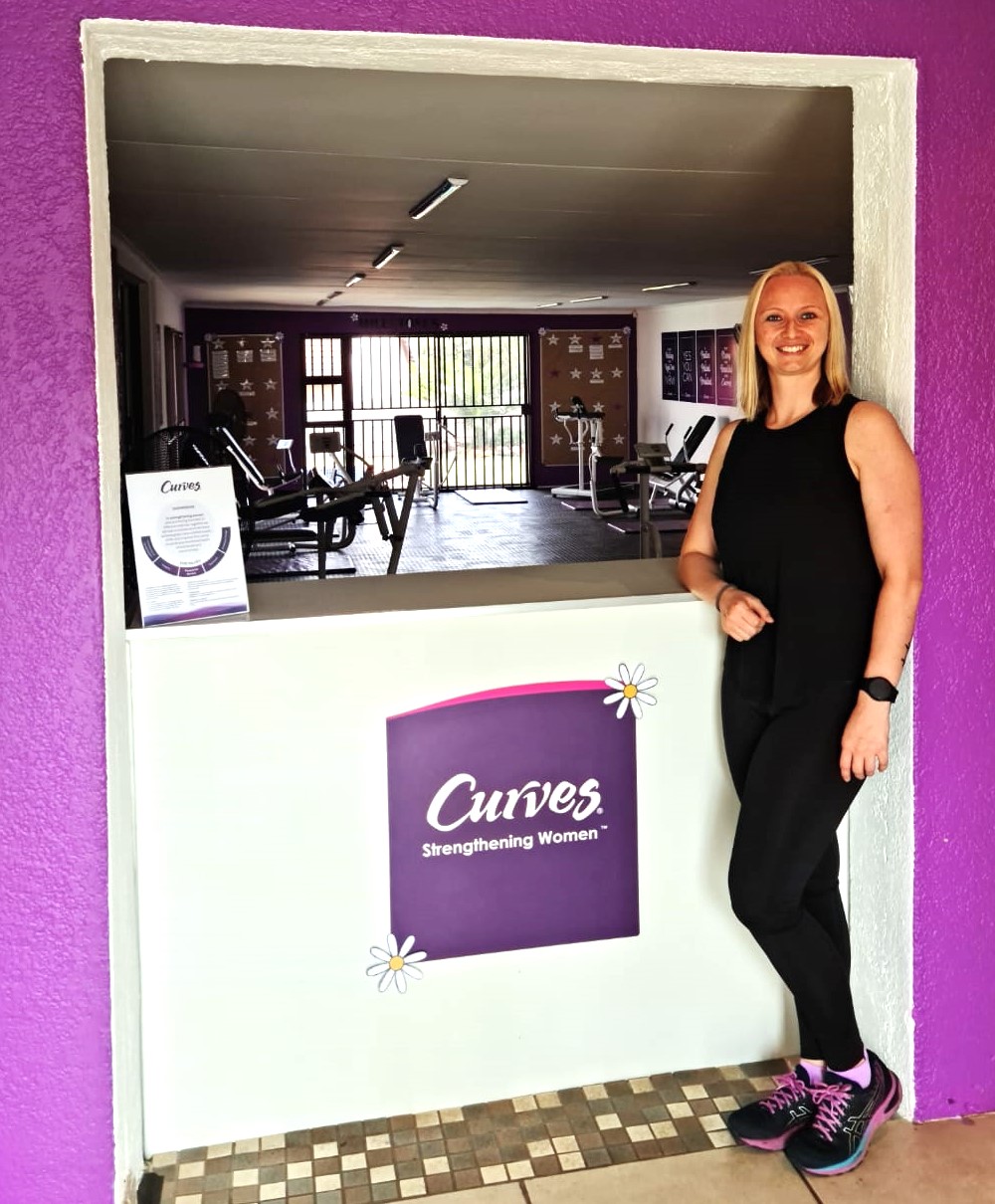Benoni Farrarmere - Curves